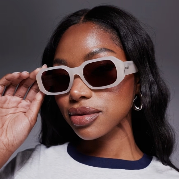 Quay Australia | Accessories | Quay Australia Hyped Up Sunglasses Nwot ...